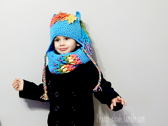 Ravelry: FrenchieLeigh's Rainbow Dash Hat & Scarf Set