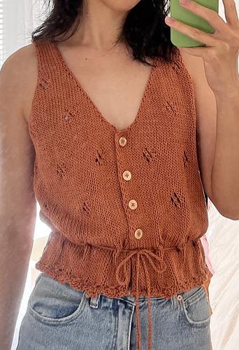 Ravelry: Fleurie Top pattern by Friday Knits