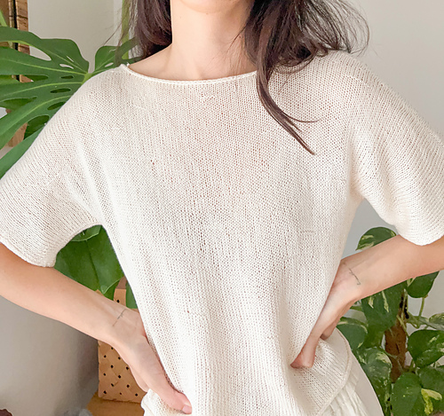 Ravelry: Boxy V-Neck pattern by Friday Knits