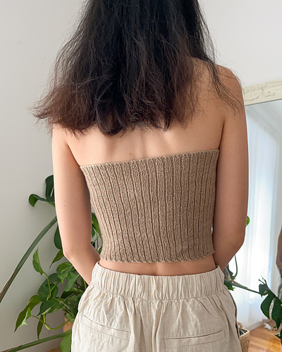 Ravelry: The Lost Halter pattern by Friday Knits