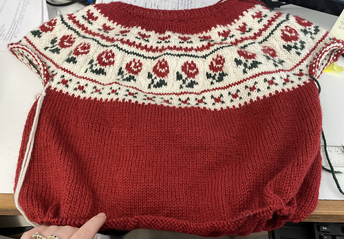Ravelry: Red Roses pattern by Annalisa Filippi