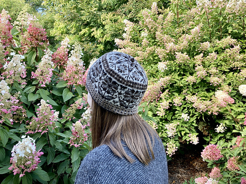 Ravelry: Wild Flowers Beanie Hat pattern by Lori Ihnen