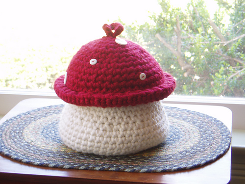 Ravelry: Toadstool / Mushroom Project Pouch pattern by Catherine Waterfield