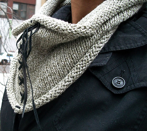 Ravelry: Gun Smoke Cowl pattern by Michelle Mattingly