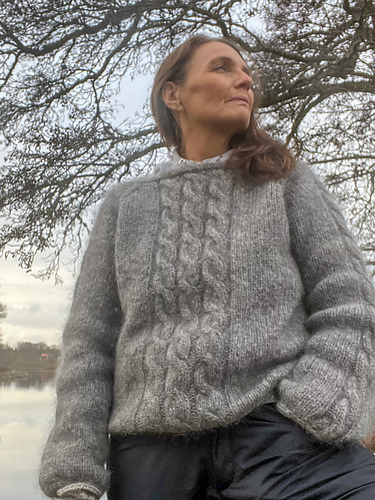 Ravelry: Fjäderlätt Bulky pattern by Garnfrun/ Helen Olsson