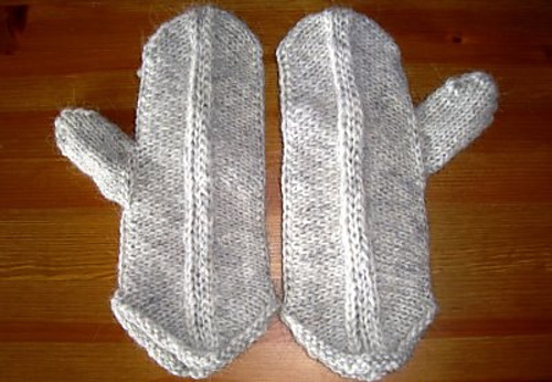 Ravelry: Mail mittens /Brynjevott pattern by KristineHG