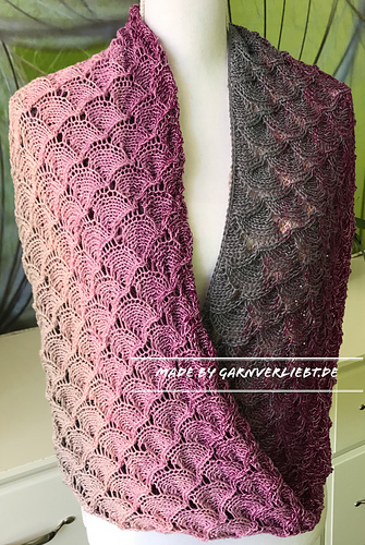 Ravelry: Kuschel Loop `Koi´ pattern by Petra Hübner