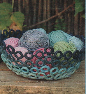 Ravelry: Ringetjie mandjie pattern by Karen Adendorff