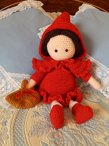 Ravelry: Little Red Riding Hood pattern by Geeks and Yarns