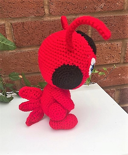 Ravelry: Miraculous Tikki and Plagg pattern by Teenie Crochets