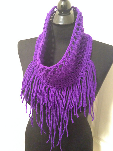 Ravelry: Cowl With Fringe pattern by Carla Davis