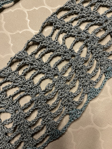 Ravelry: Shell Net Cowl pattern by Ryan Hollist