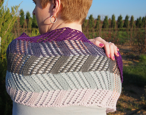 Ravelry: Descant pattern by Corrine Walcher