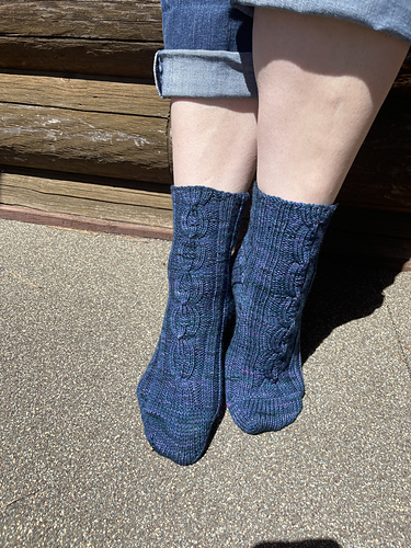 Ravelry: Charm Chain Socks pattern by Corrine Walcher