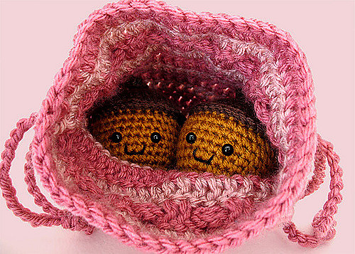 Ravelry: Nut Sacks pattern by Julie King