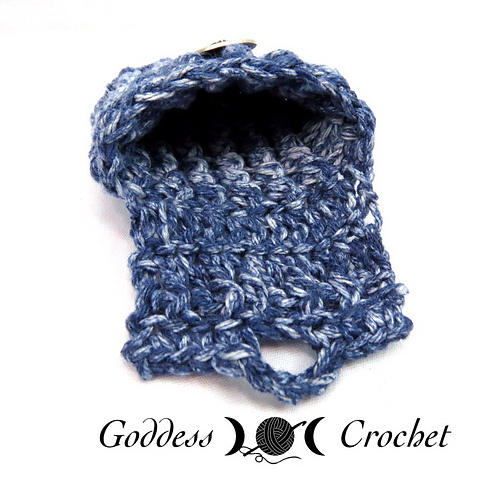 Ravelry: Ribbed Pouch pattern by Goddess Crochet
