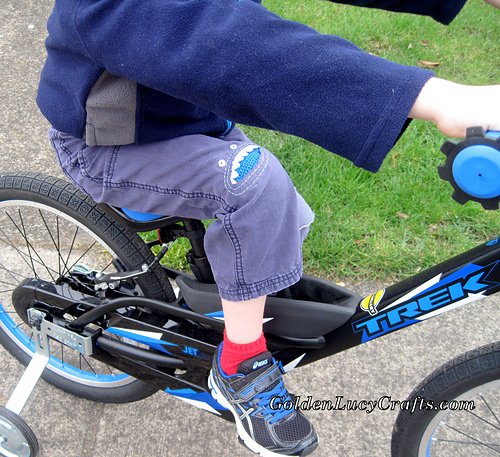 Ravelry: Crochet Monster Knee Patch pattern by GoldenLucyCrafts