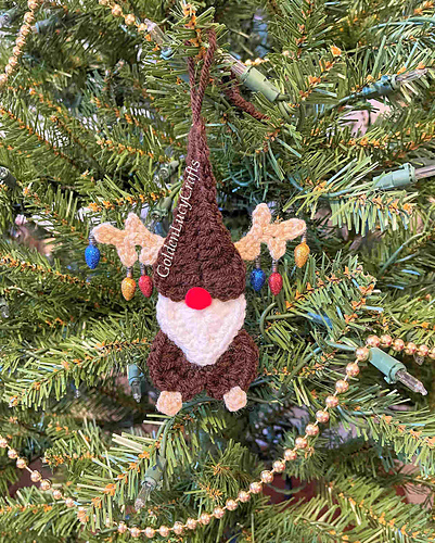 Ravelry: Reindeer Gnome Christmas Ornament pattern by GoldenLucyCrafts