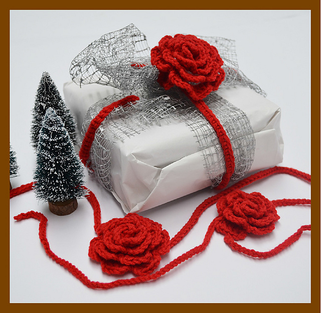 Ravelry: Red Gift Ribbon pattern by Gomitoli's in the Mood for Knitting