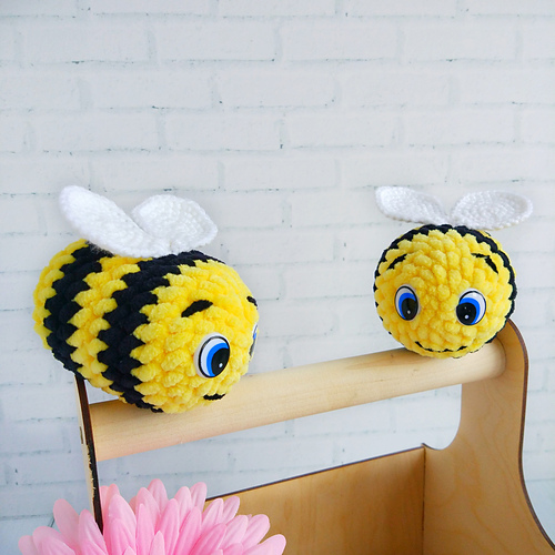 Ravelry: Plush Little Bee pattern by Goozell Tinchurina
