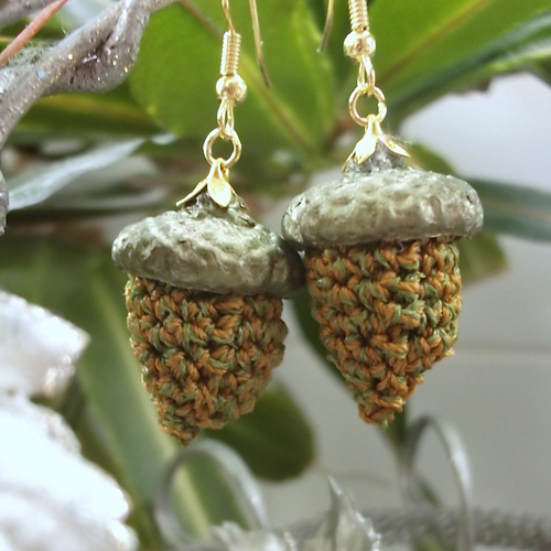 Ravelry: Crocheted Acorn for Natural Acorn Cap pattern by Angela Saylor