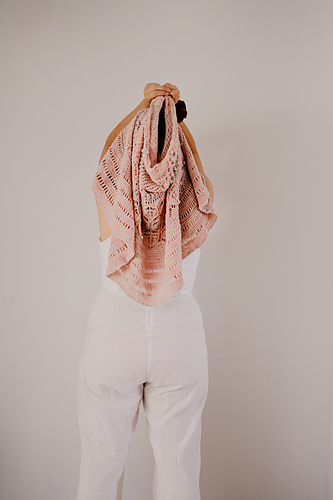 Ravelry: Ad Maiora pattern by Karen Broz