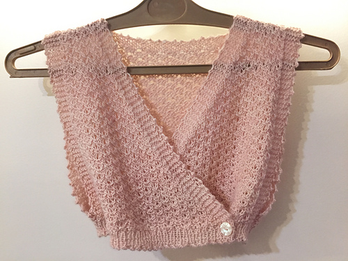 Ravelry: Sweet Hortense heartwarmer pattern by Christine de Savoie