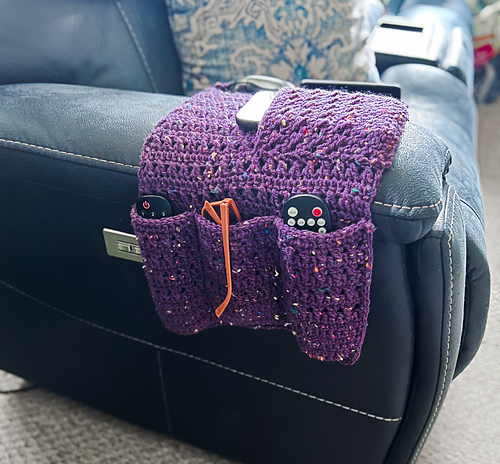 Ravelry: Hopscotch Sofa Sidekick pattern by Lisa M Fox