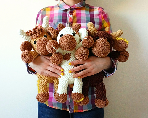 Ravelry: Cinnamon, the Highland Cow pattern by Susanne Grünes