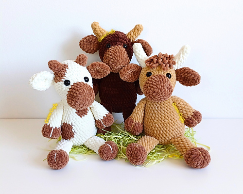 Ravelry: Cinnamon, the Highland Cow pattern by Susanne Grünes