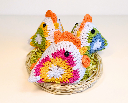 Ravelry: Granny Square Chicken pattern by Susanne Grünes
