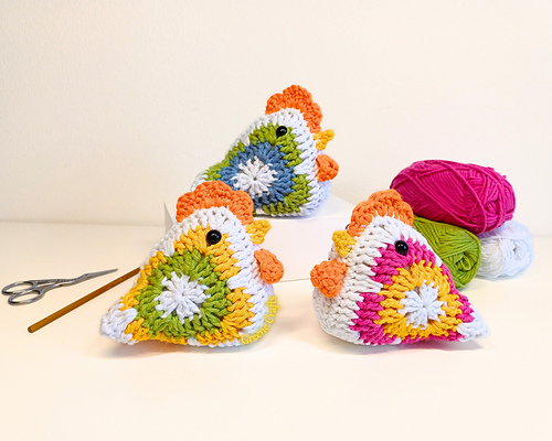 Ravelry: Granny Square Chicken pattern by Susanne Grünes