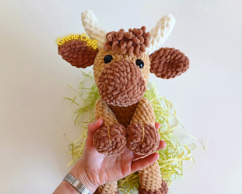 Ravelry: Cinnamon, the Highland Cow pattern by Susanne Grünes
