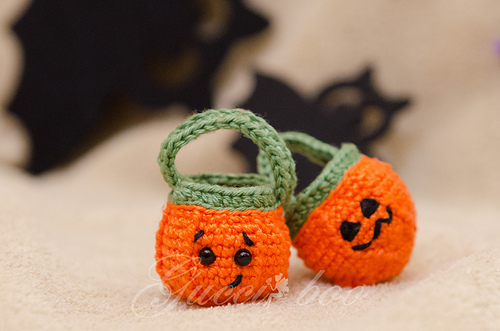 Ravelry: Little Pumpkin Hallowe'en Bag pattern by Carrie L. Andersen