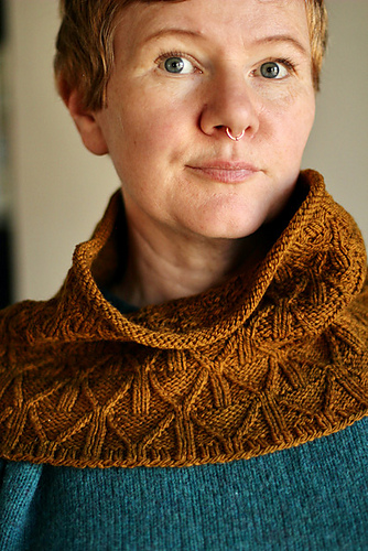 Ravelry: Gerda pattern by Gudrun Johnston