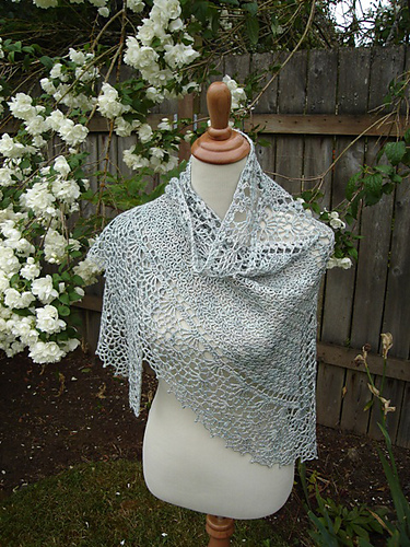 Ravelry: Remember Me pattern by Lily Go