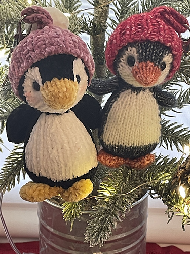 Ravelry: Christmas Key Charms pattern by Pat Alinejad