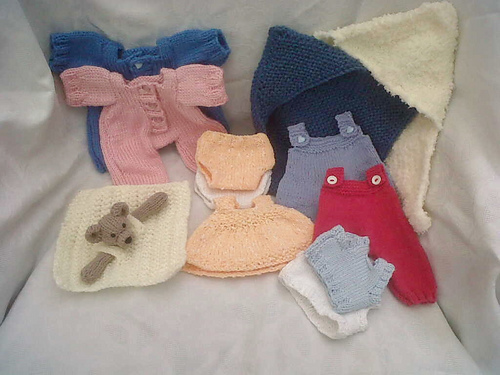 Ravelry: Outfits for Bear Cub pattern by Pat Alinejad