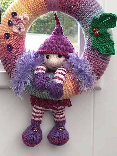Ravelry: Seasonal Character Wreaths pattern by Pat Alinejad