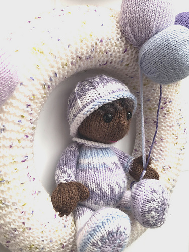 Ravelry: Welcome New Baby Wreath pattern by Pat Alinejad