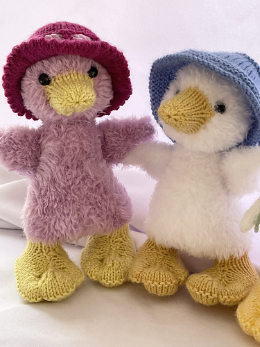 Ravelry: Dingleberry Duckling pattern by Pat Alinejad