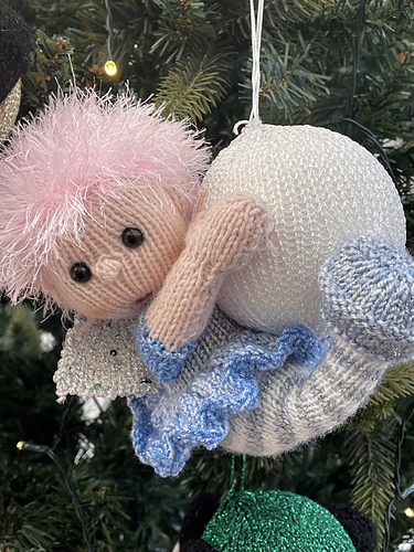 Ravelry: Christmas Baubles part II pattern by Pat Alinejad