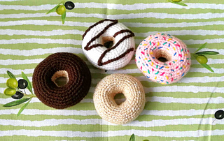 Ravelry: Donuts pattern by Sandra Scherndl