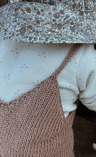 Ravelry: Norabody pattern by Caroline Hamre