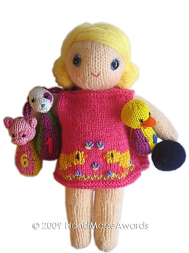 Ravelry: Monica jugando a los Bolos pattern by Loly Fuertes