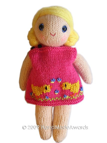 Ravelry: Monica jugando a los Bolos pattern by Loly Fuertes