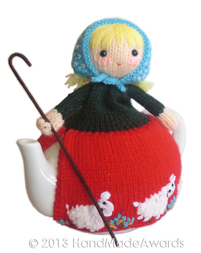 Ravelry: Mary had a little lamb tea cosy pattern by Loly Fuertes