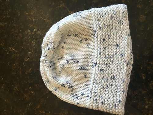 Ravelry: Babbity Baby Hat pattern by marianna mel
