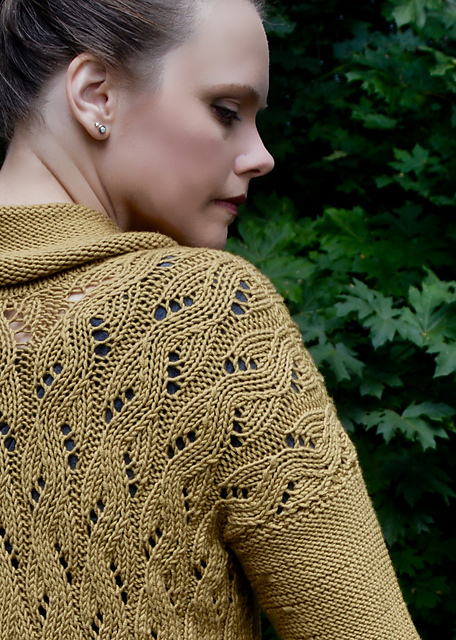Ravelry: Amber Meadow pattern by Makenzie Alvarez