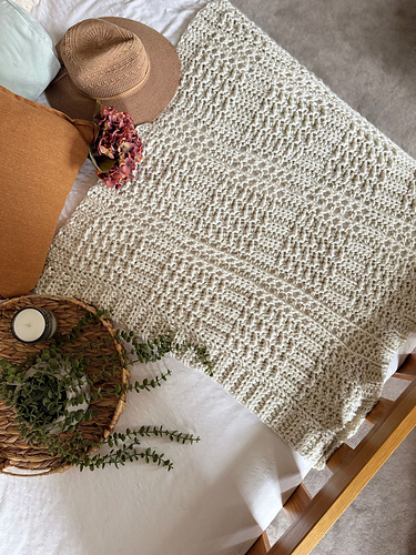 Ravelry: Super Silver Squares Blanket pattern by Hannah Cross